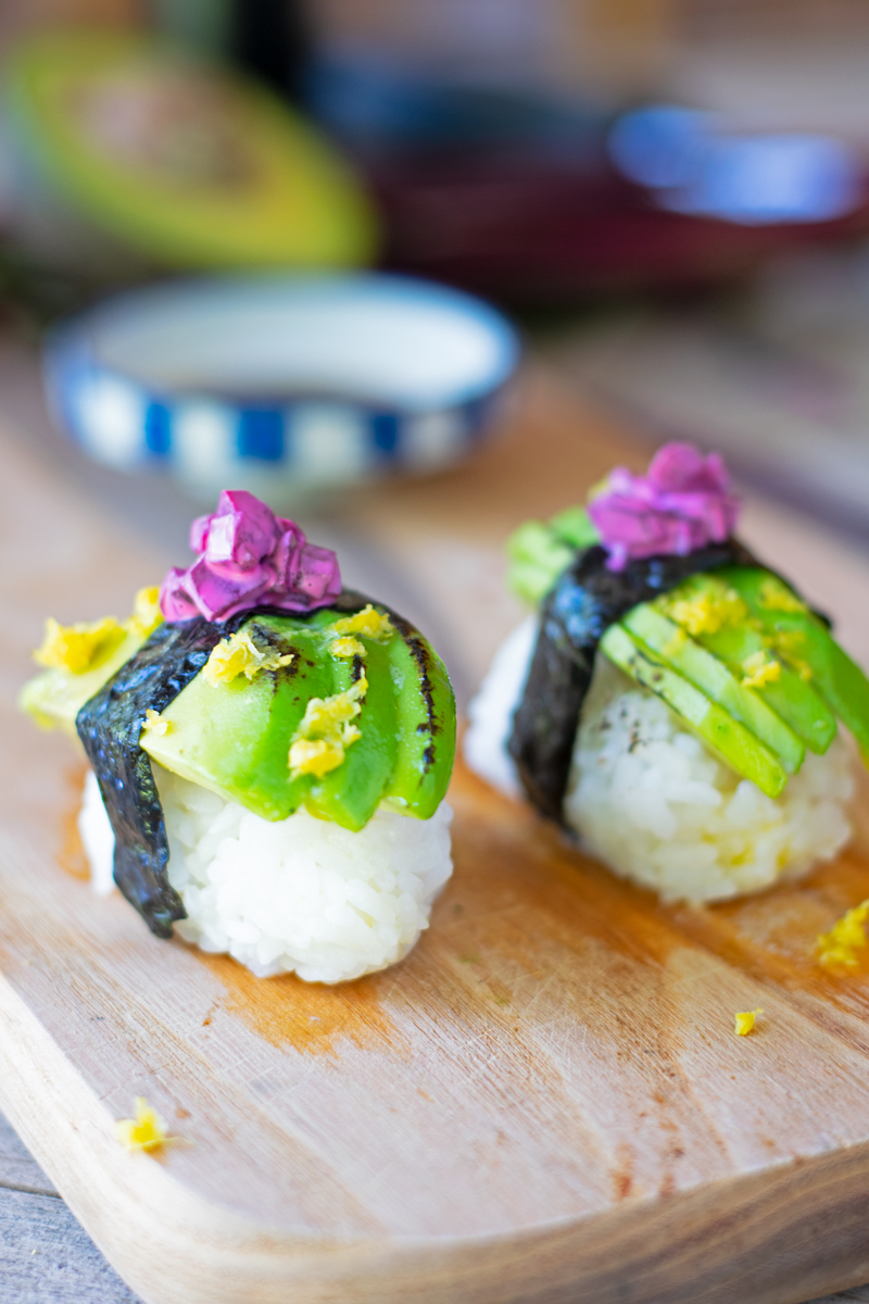 Avocado Sushi - Nigiri - eyes and hour
