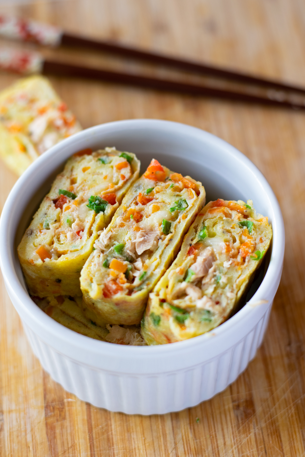 Korean Omelette Recipe (Rolled Gyeran Mari 계란말이) - eyes and hour