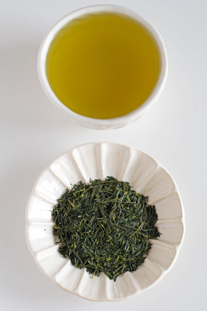 A Guide to The Different Types of Japanese Green Tea - eyes and hour